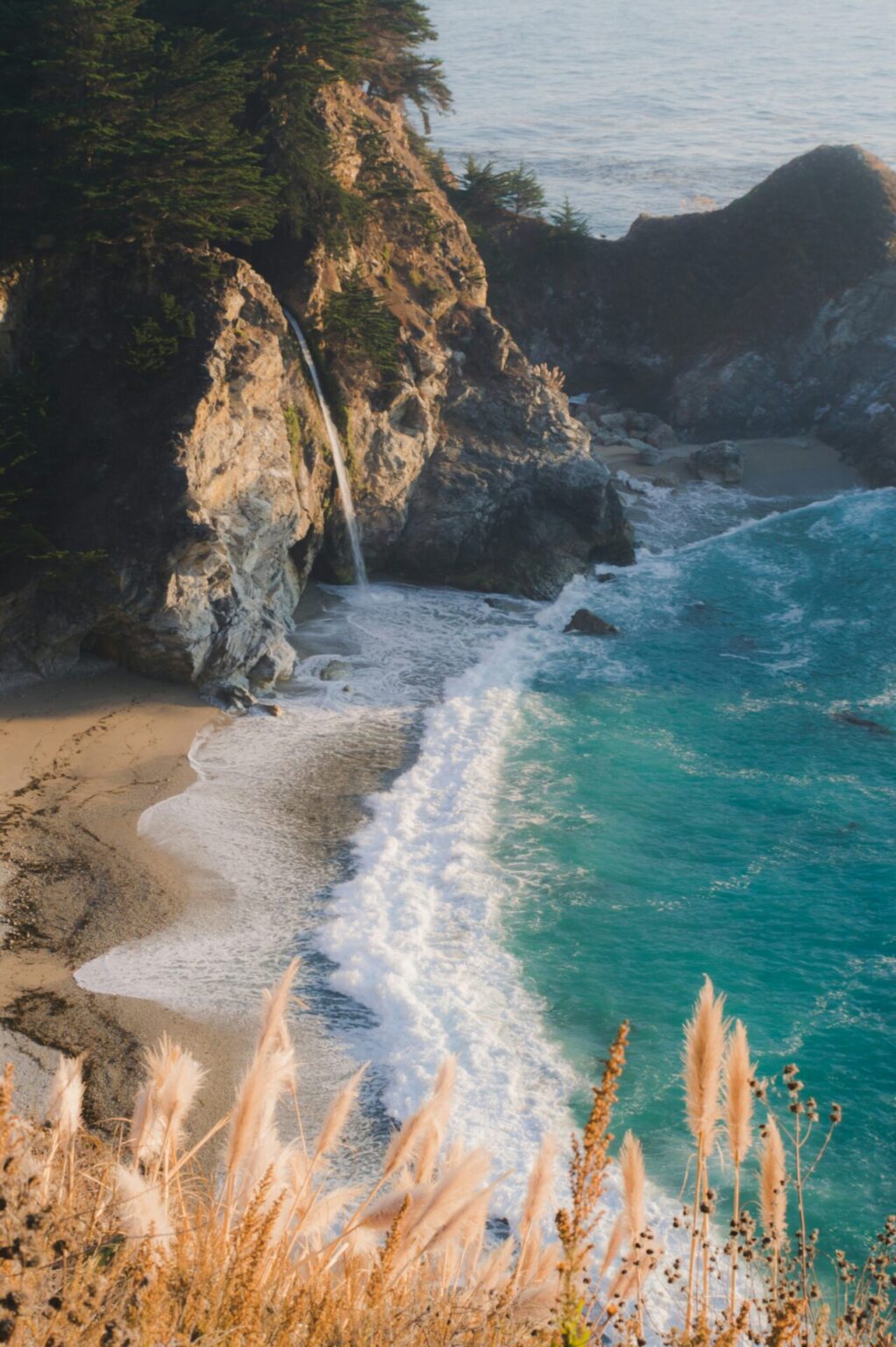 Driving the Pacific Coast Highway: A Scenic Big Sur, California ...