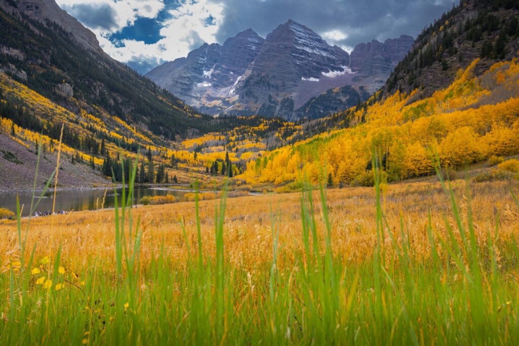 How to Visit Maroon Bells: Colorado’s Most Photographed Mountains ...