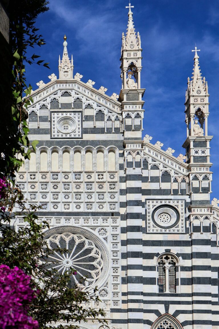 Beyond the Formula 1 Track: A Cultural Day in Royal Monza - Bellas Bold ...