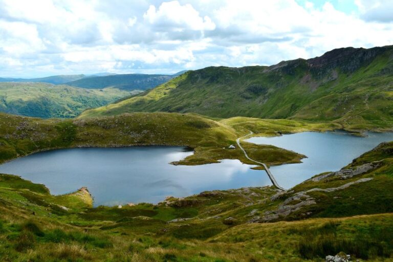 Hiking Snowdonia National Park: My Most Unforgettable Trails - Bellas ...