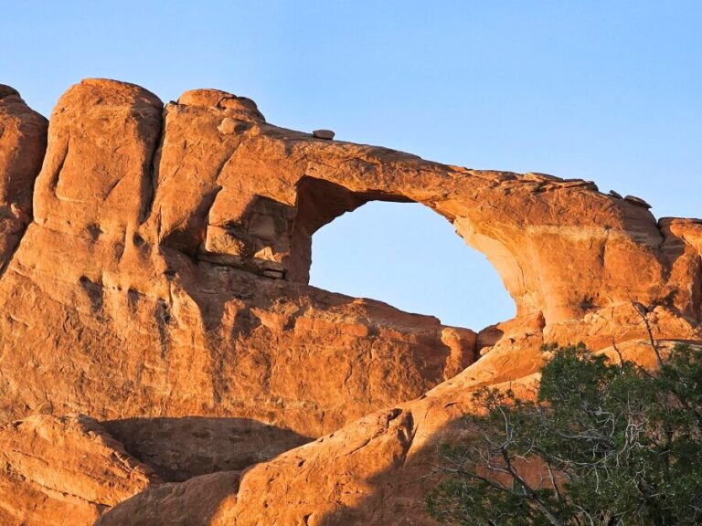 Exploring Arches National Park: What Makes It So Unique? - Bellas Bold ...