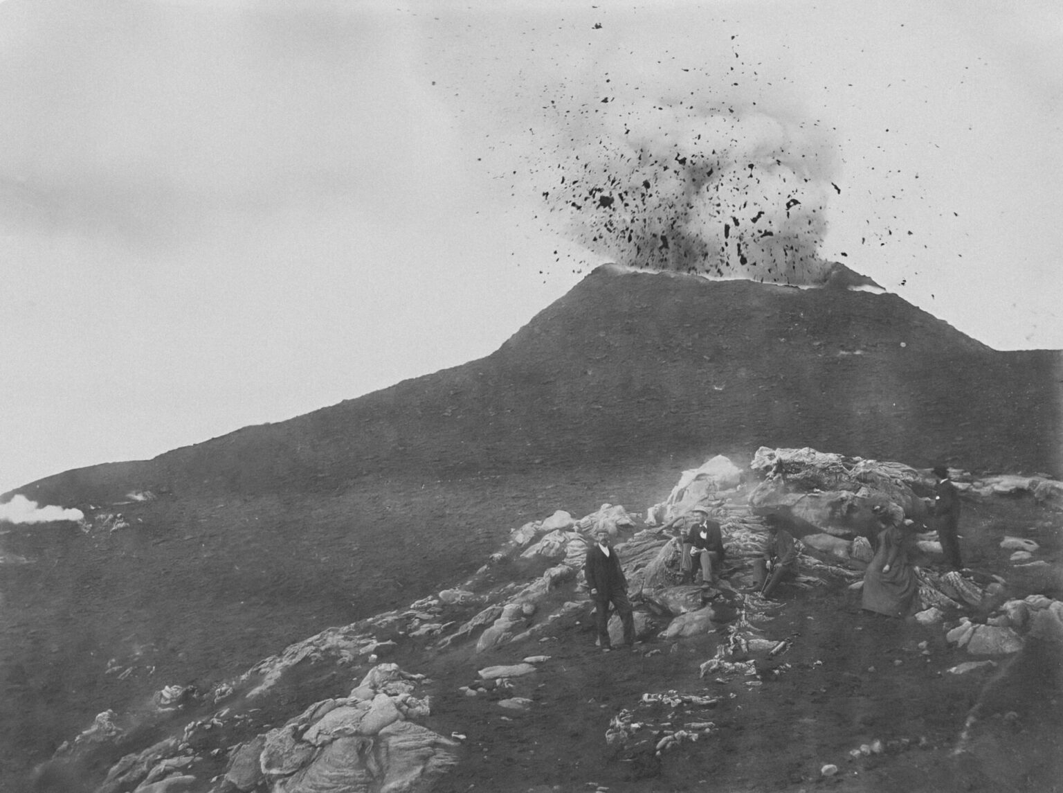 The Rumbling Earth: Understanding Naples' Volcanic Landscape - Bellas ...