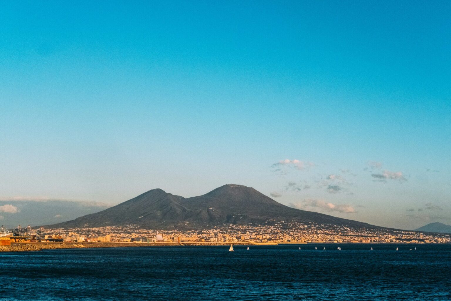 The Rumbling Earth: Understanding Naples' Volcanic Landscape - Bellas ...