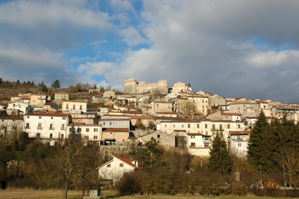 Abruzzo Road Trip: Ancient Fortresses and National Parks - Bellas Bold ...
