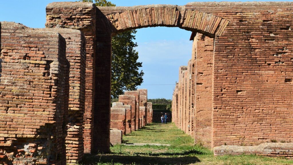 Better Than Pompeii: The Ancient Roman Port That Time Forgot - Bellas ...