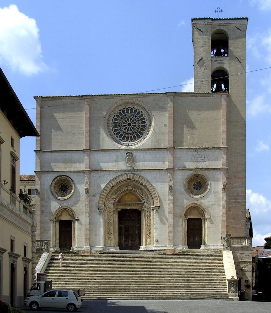 The Perfect Piazza: Why I Fell in Love with Todi's Historic Center ...
