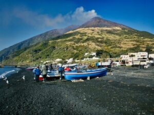 Stromboli: The Lighthouse of the Mediterranean That Erupts Every 20 ...