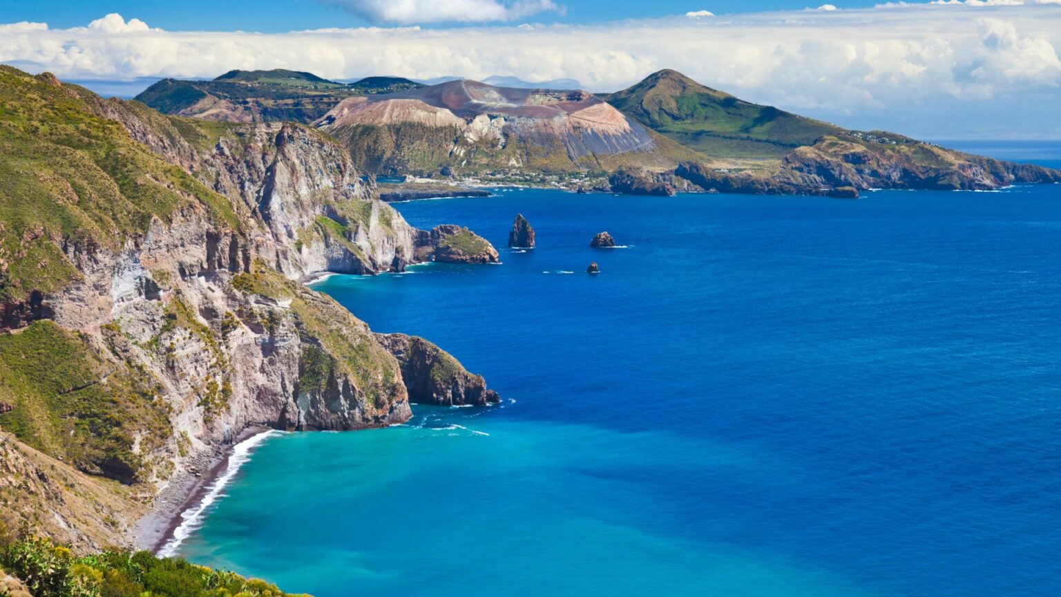 Italy: The Ultimate First-Timer's Guide to the Boot-Shaped Paradise ...