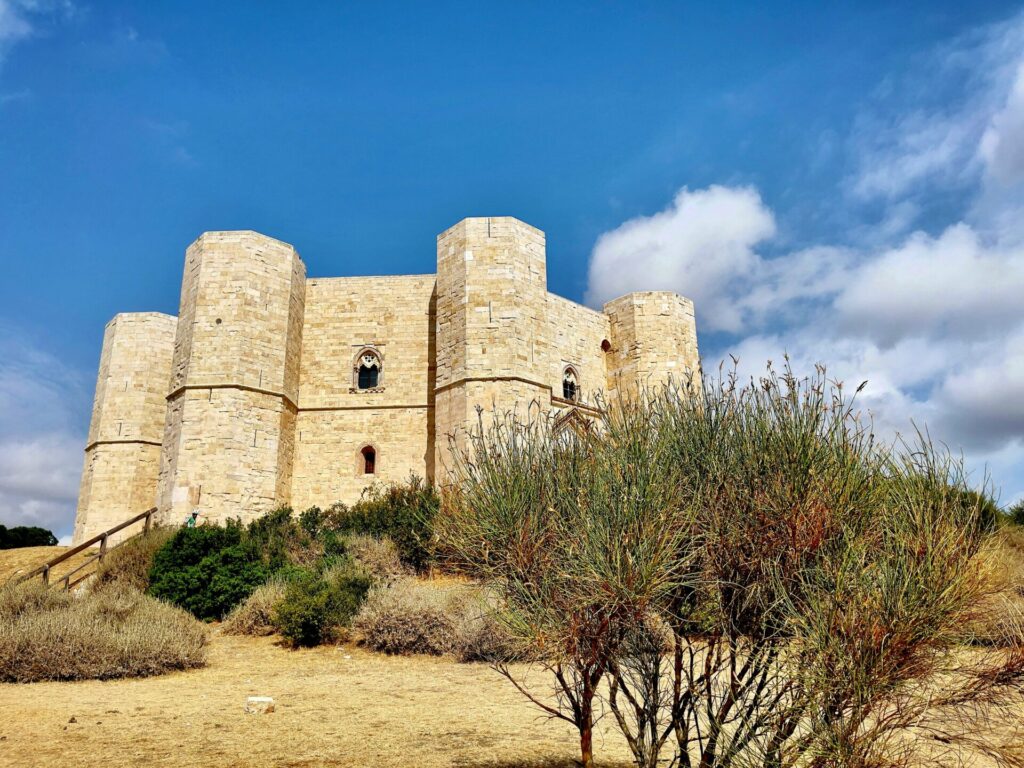Norman Castle and Greek Foundations: The Historic Layers of Vibo ...