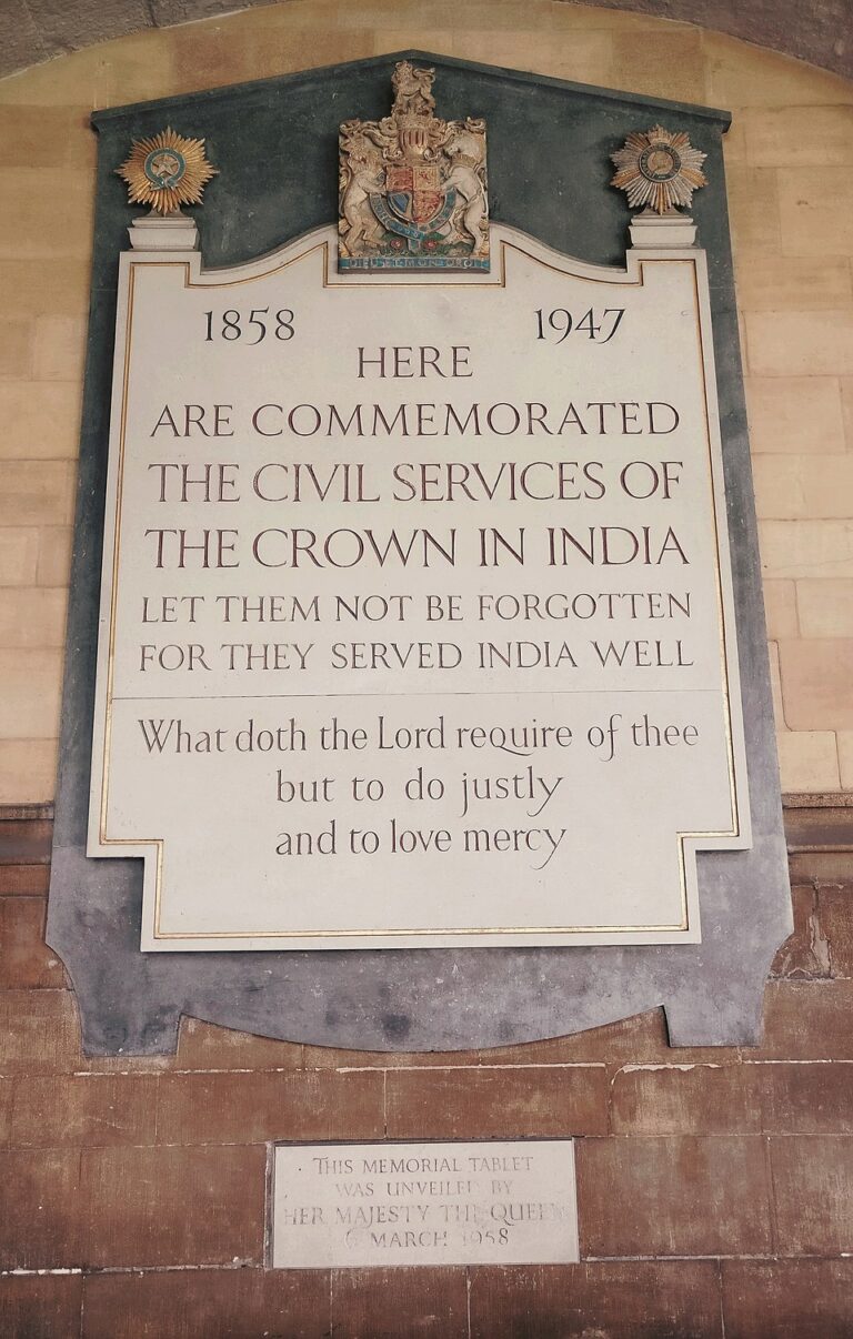 Finding Peace in St. Paul's Crypt: My Moment of Reflection Among ...