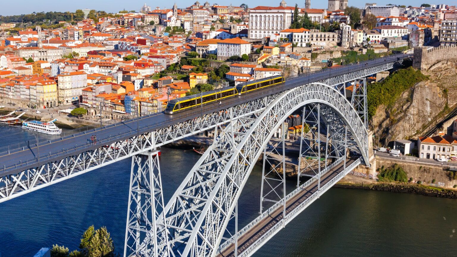 Dom Luis I Bridge: Experience Porto's Breathtaking Views - Bellas Bold ...