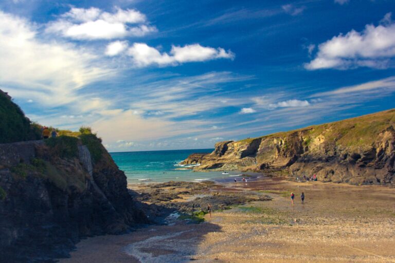 Port Isaac (Doc Martin's Portwenn!): My Stroll Through a Working ...