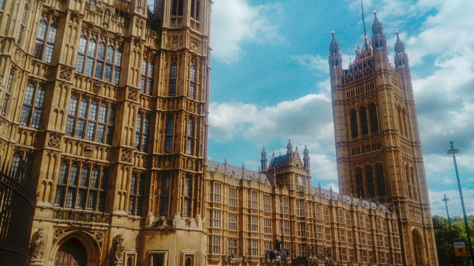 A Tour Inside the Houses of Parliament: My Fascinating Glimpse into ...