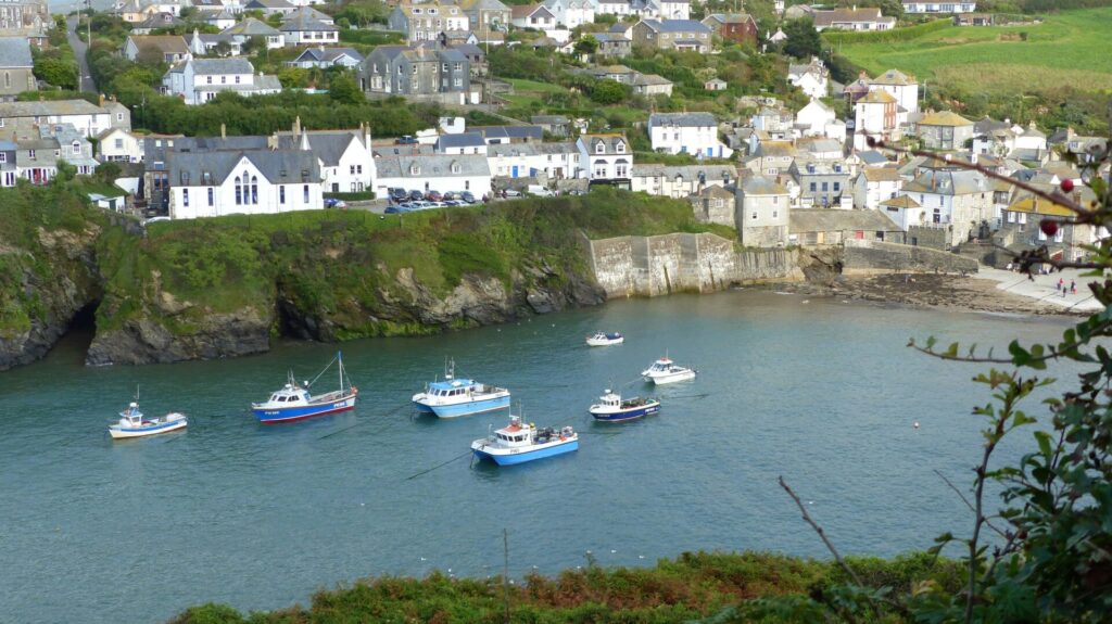Port Isaac (Doc Martin's Portwenn!): My Stroll Through a Working ...