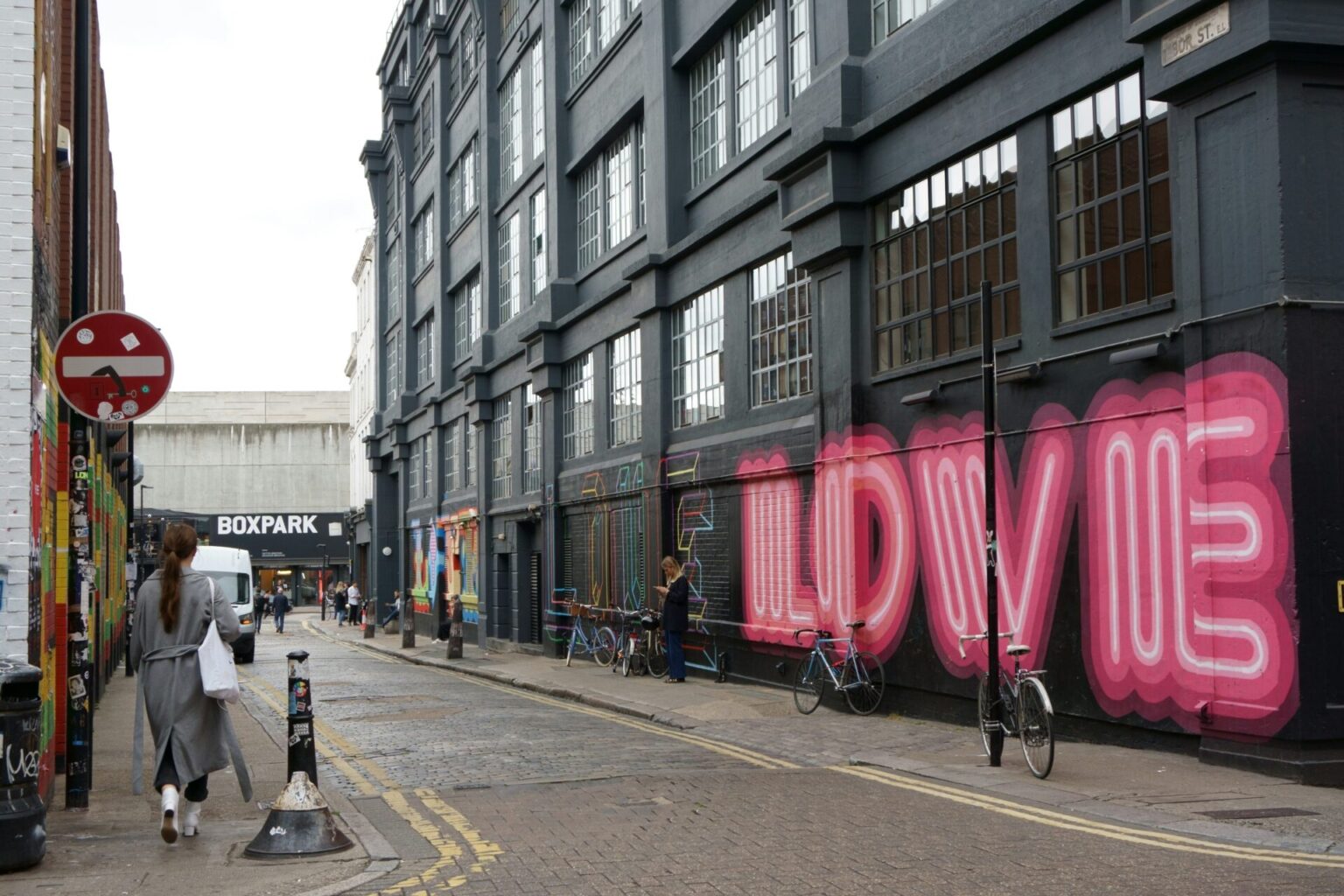 Shoreditch Street Art & Edgy Vibes: My Hunt for Banksy (and Other Cool ...