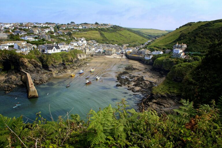 Port Isaac (Doc Martin's Portwenn!): My Stroll Through a Working ...