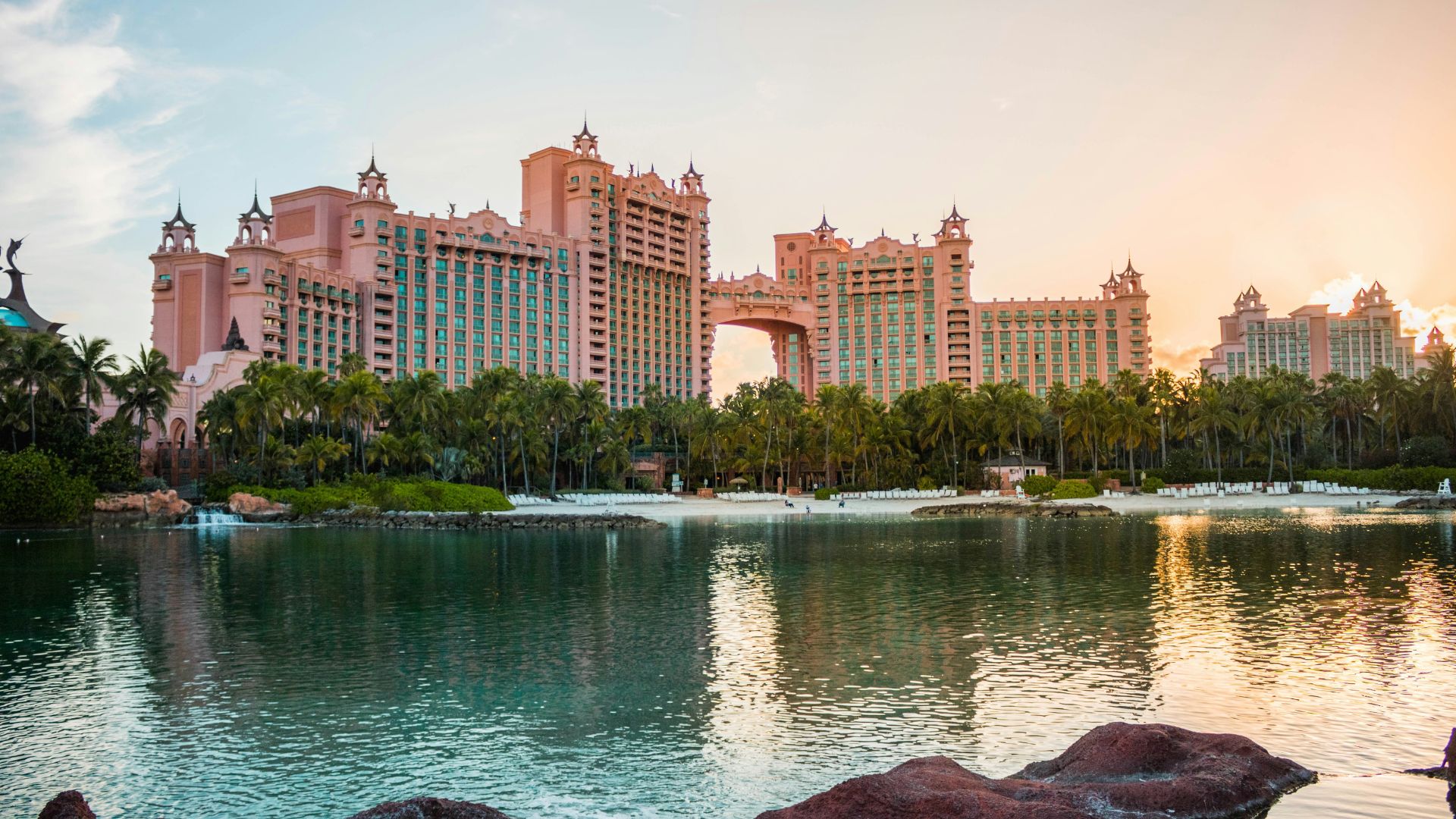 Warm-Weather International Vacations for Exciting Spring Break - Bellas ...